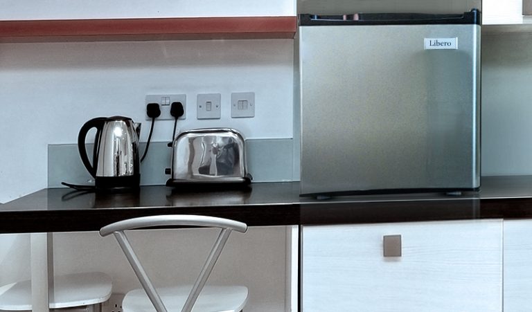 Comprar un MiniBar para casa – Libero Corp Perú